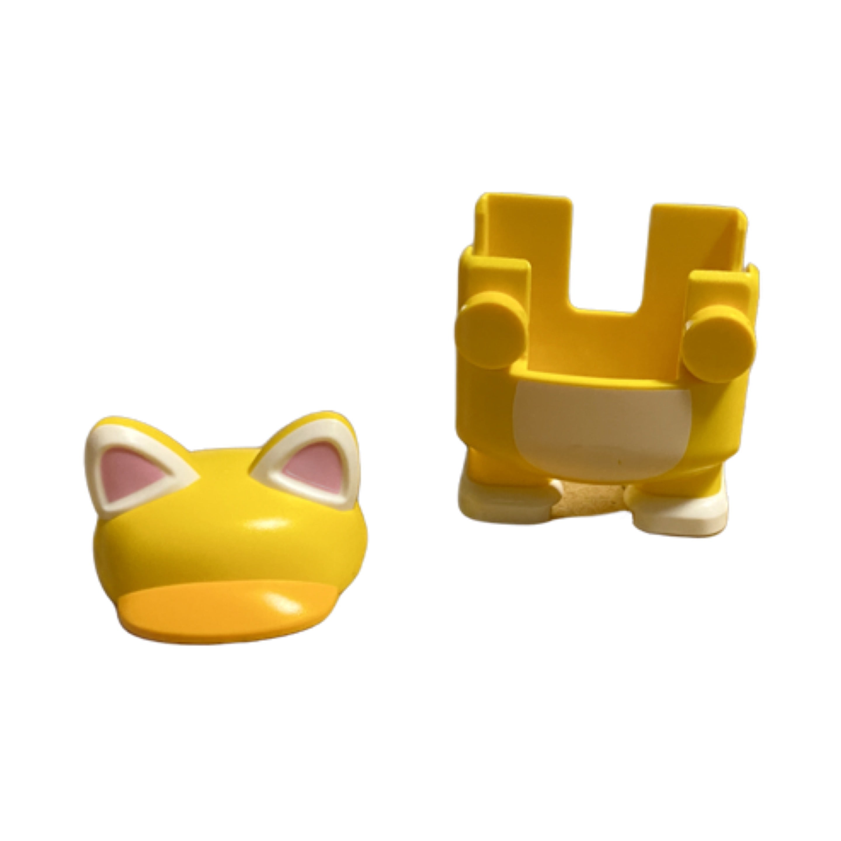Part: Cat Mario Overalls and Cap, 67624pb01/68626pb01 | The Minifig Shop