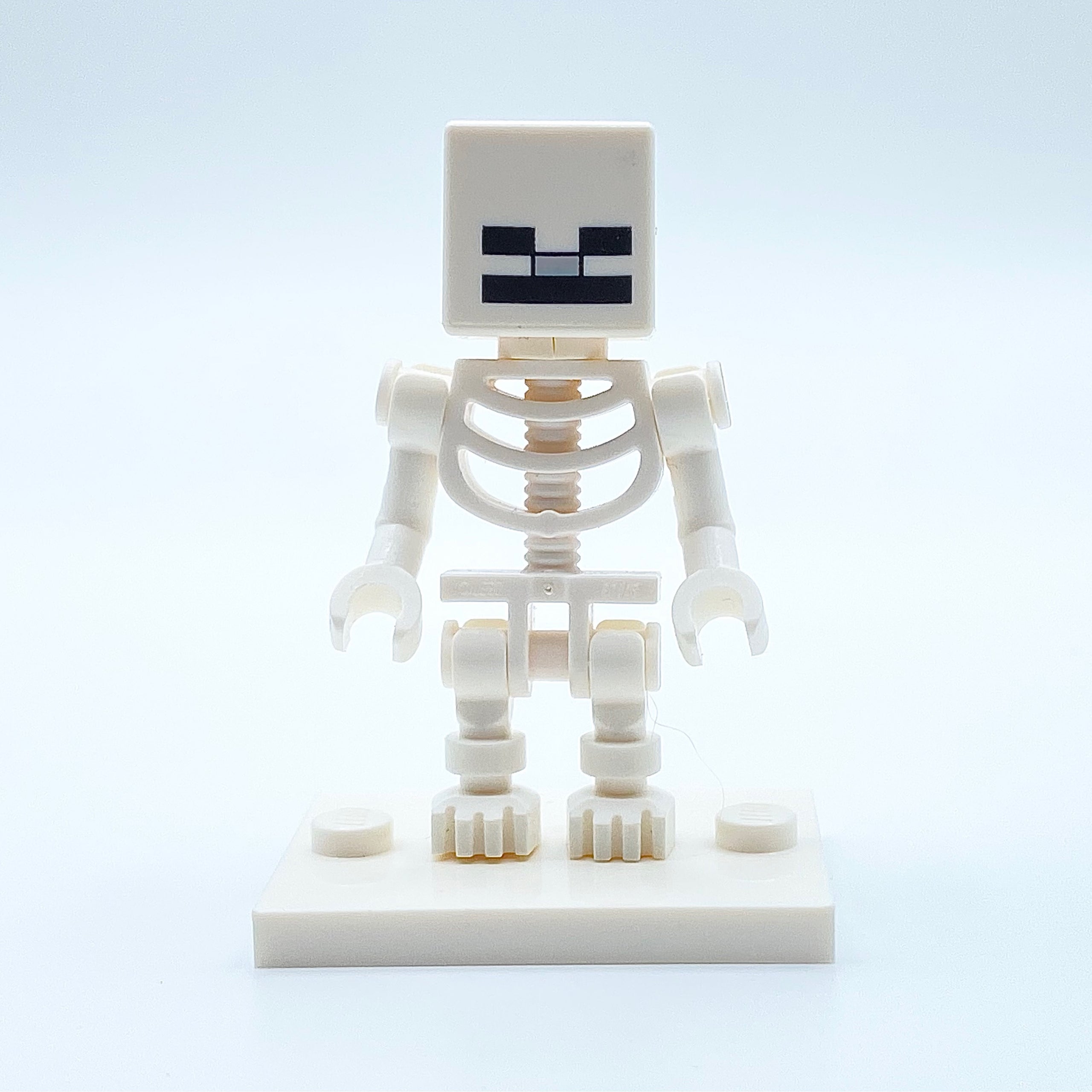 Minifigure: Skeleton (Minecraft), min011 | The Minifig Shop